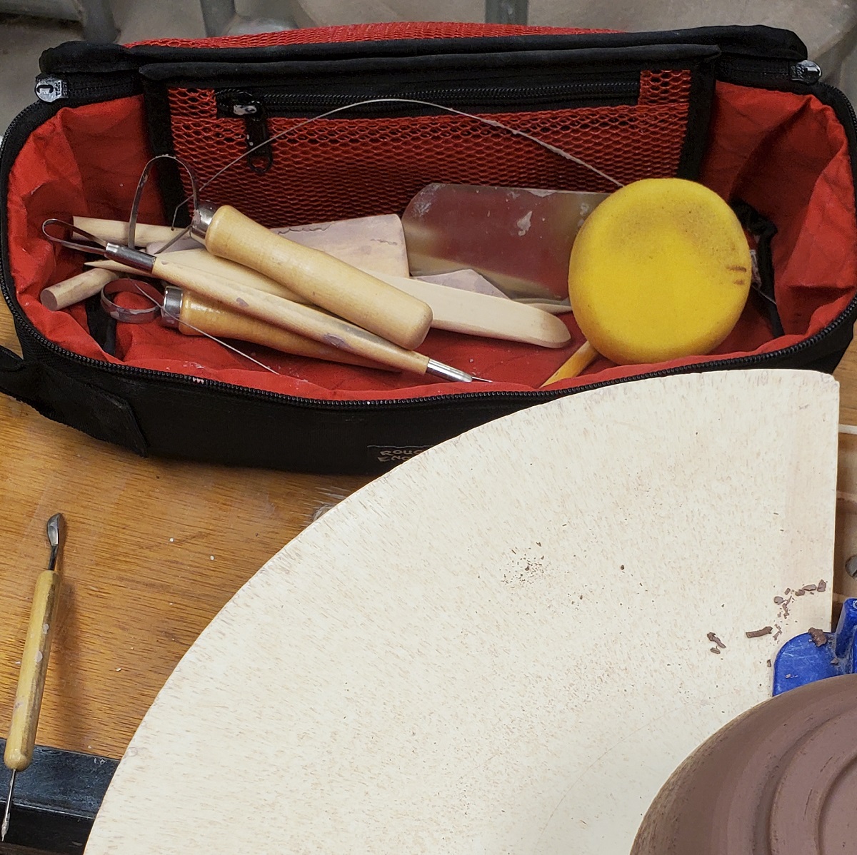 The 7 Best Pottery Tool Bags - Favorite Picks For Potters